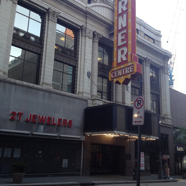 Warner Center - Structure in Fifth and Forbes Corridor