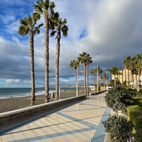 Playa de Mezquitilla - Beach