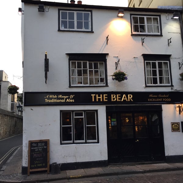 The Bear Inn - Pub in Oxford