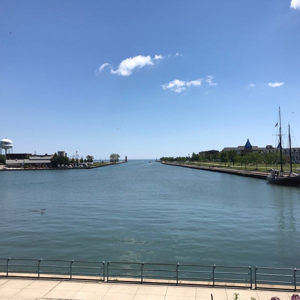 Photos at Kenosha Lakefront - Kenosha Central Business District ...