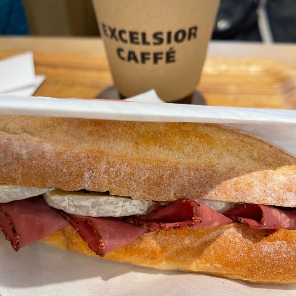 EXCELSIOR CAFFÉ - Coffee Shop