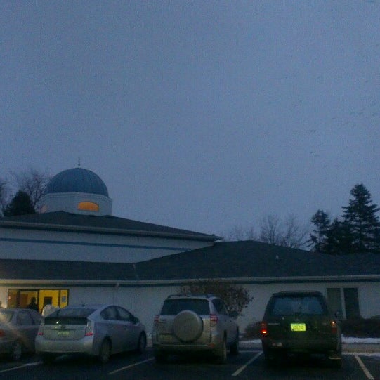 Mosque (Darul Arqum Islamic Center) - Mosque