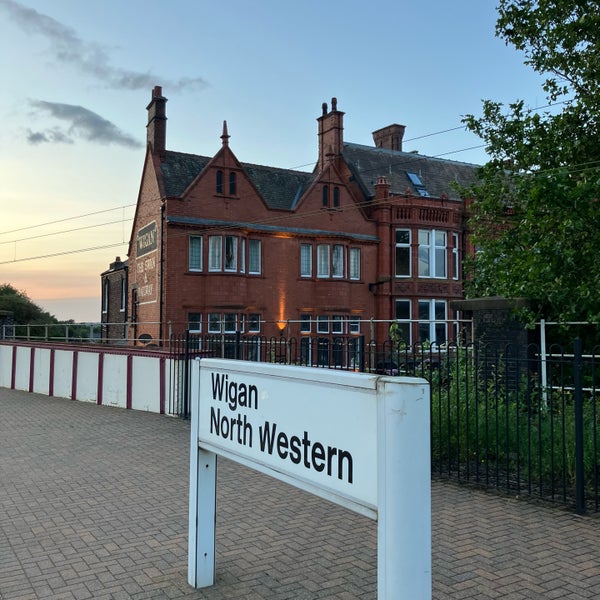 Wigan North Western Railway Station (WGN) - Wigan, Wigan