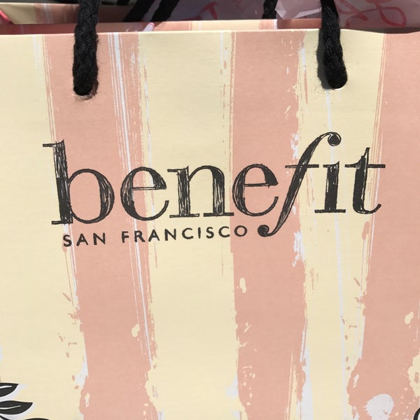 Benefit Cosmetics Logo