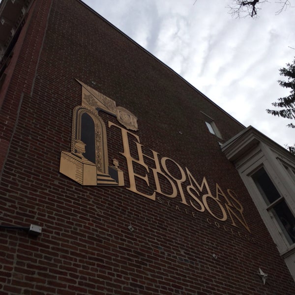 Thomas Edison State College - College Administrative Building in Trenton