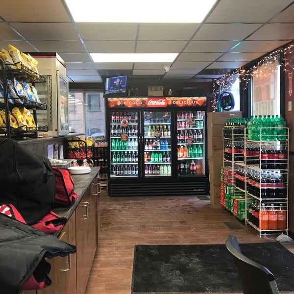 Brickhouse Pizza - 67 Middlesex St