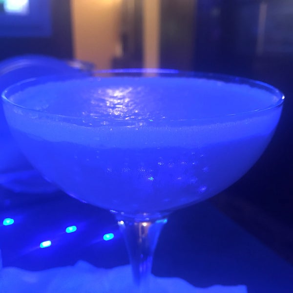 Photos at Blue Bar at The Algonquin Hotel Times Square, Autograph ...