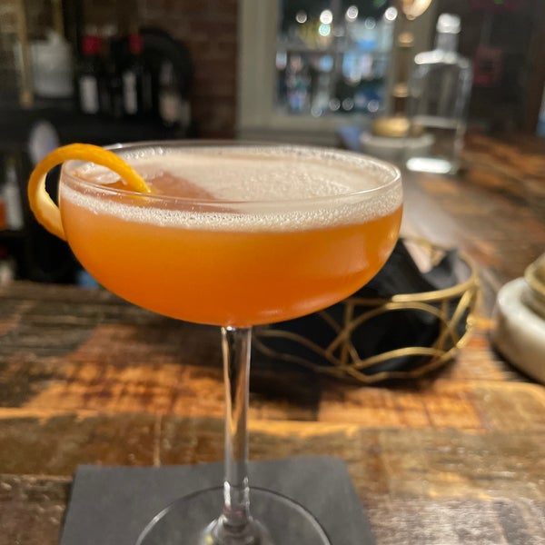 The Longfellow Bar - Cocktail Bar in Harvard Square