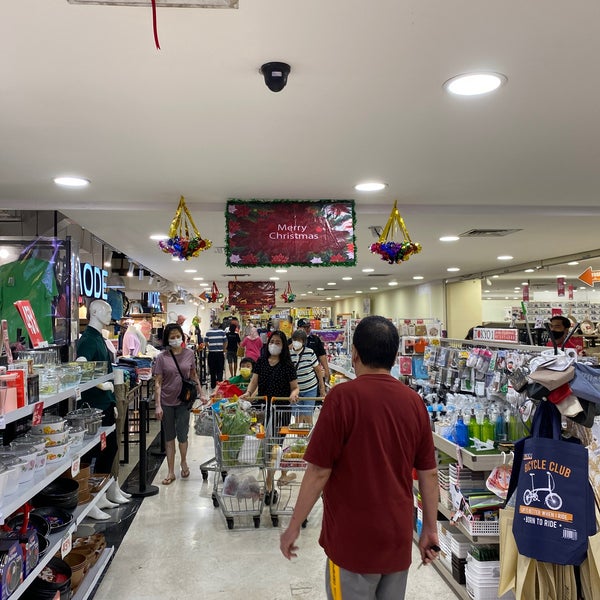 Mall Kelapa Gading Diamond Store