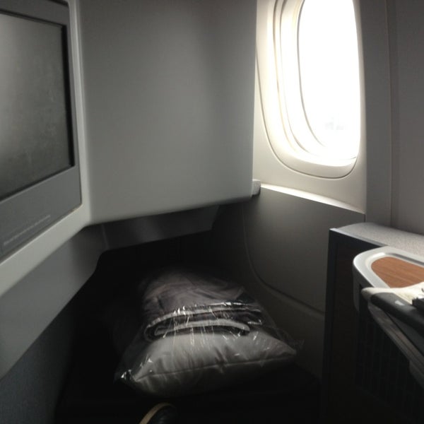 American Airlines Flight 101 - Plane