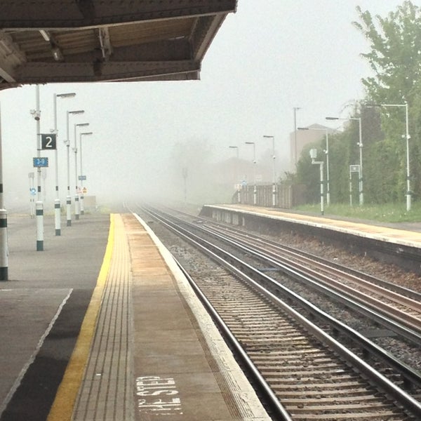 Horley Railway Station (HOR) - Horley, Surrey