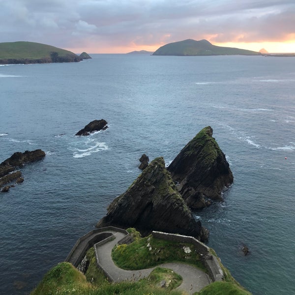 Dunquin Pier - Scenic Lookout in Dunquin