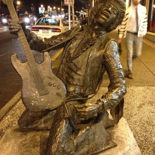 Jimi Hendrix Statue - Capitol Hill - 10 tips from 1216 visitors