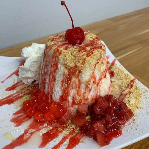 Pink Dipper - Ice Cream Parlor