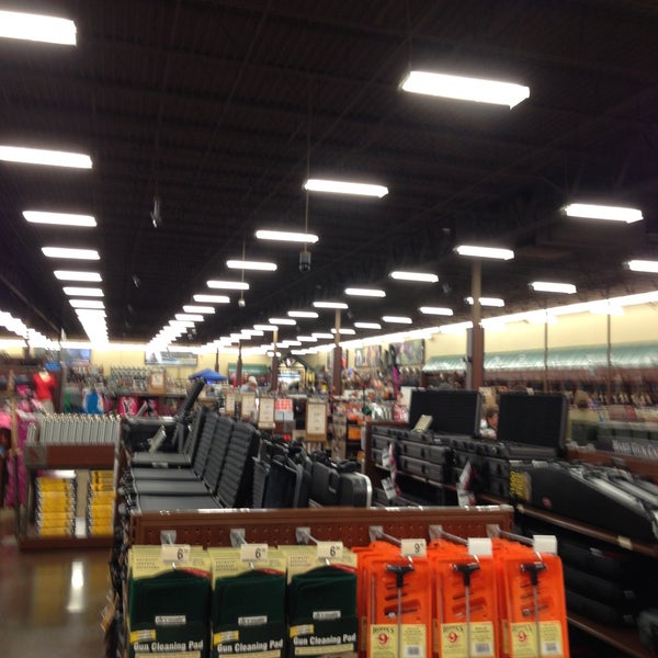 Gander Mountain - 16 tips from 855 visitors
