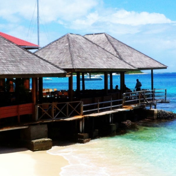 Basil's Bar - Bar in Mustique