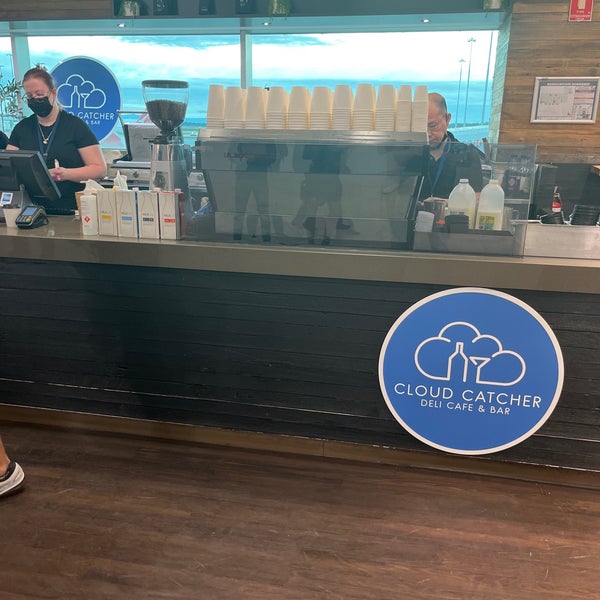 Cloud Catcher Deli Cafe & Bar - Café in Melbourne Airport