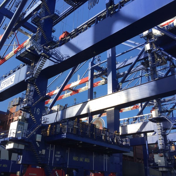 APL Shipping Terminal - Building in San Pedro