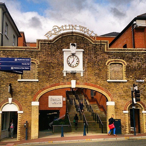 Fremlin Walk Shopping Centre - 62 Earl St