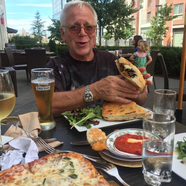 William Poll - American Restaurant in New York