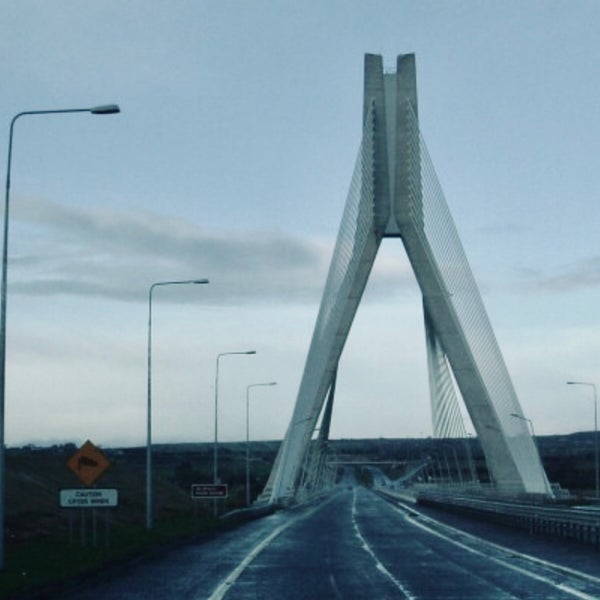 Mary McAleese Boyne Valley Bridge - Bridge in Drogheda