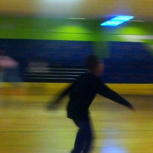 Photos at United Skates of America Roller Skating Rink - Arts and ...