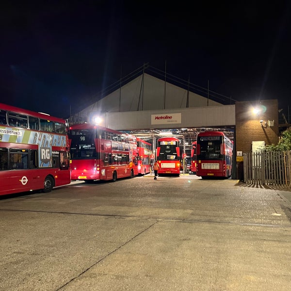 Willesden Bus Garage - Willesden - 2 tips from 186 visitors