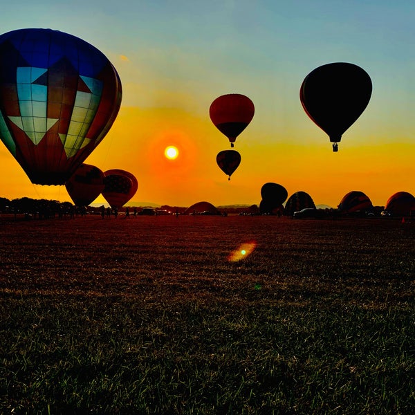 Photos at Solberg-Hunterdon Airport (N51) - Whitehouse Station, NJ