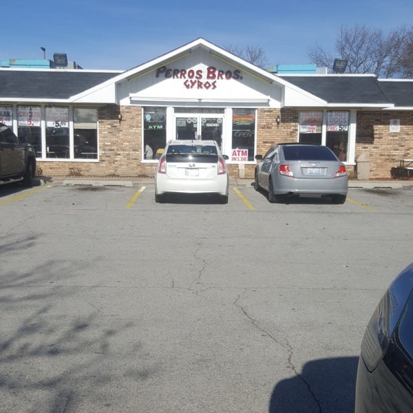 Perros Bros Gyros - Fast Food Restaurant