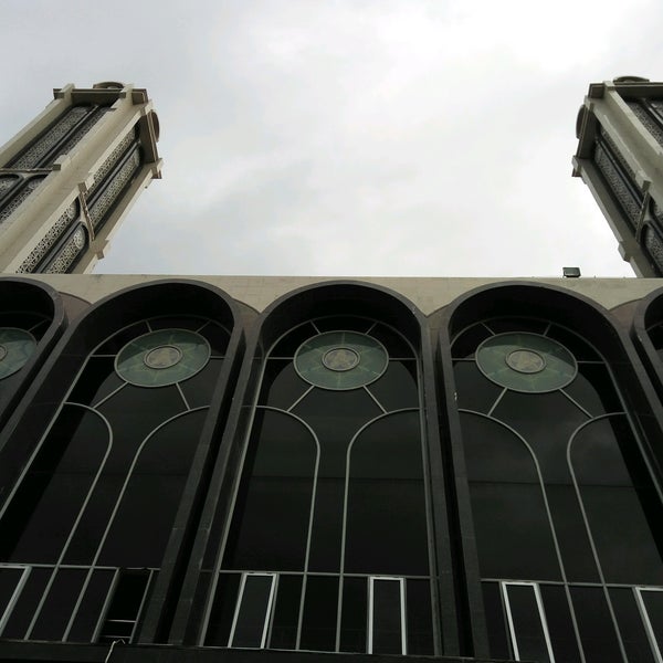 Masjid Raya Al-Azhar UNP - Padang, West Sumatera