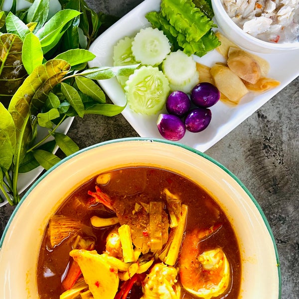 Ban Kru Suan By Pra - Thai Restaurant in Pran Buri