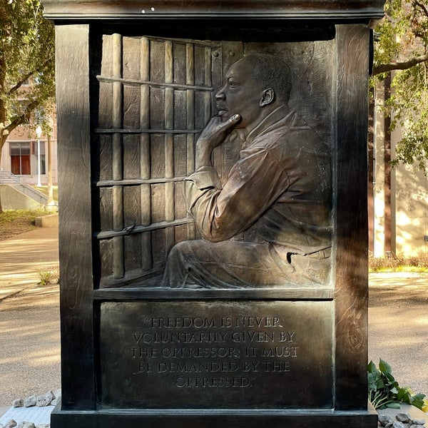 Dr. Martin Luther King Jr. Statue at The University Of Texas At Austin ...