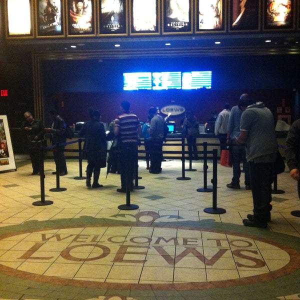 AMC 34th Street 14 - Chelsea - 236 tips