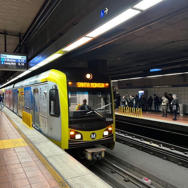 Photos at Metro Rail - 7th St/Metro Center Station (A/B/D/E) - 34 tips ...