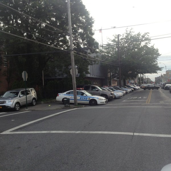 NYPD - 75th Precinct - Police Station in Brooklyn