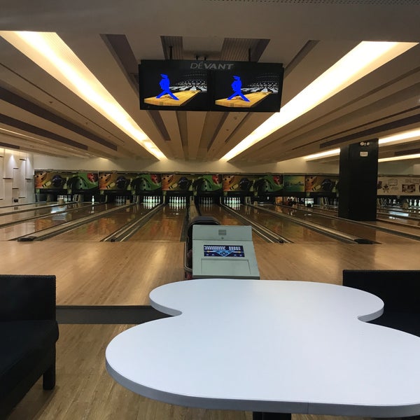 SM Bowling Center - SM Lanang Premier