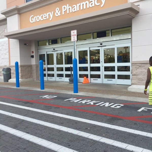 Walmart Supercenter - Big Box Store