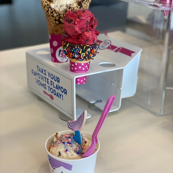 Baskin-Robbins - 99 visitors