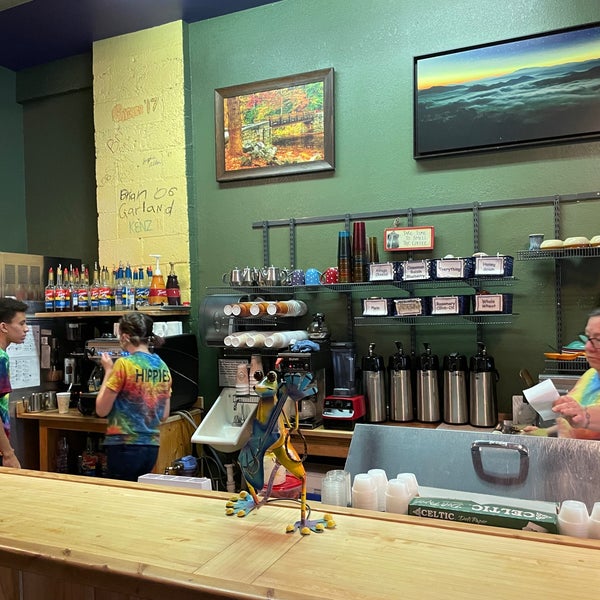 Mountain Perks - Café in Bryson City