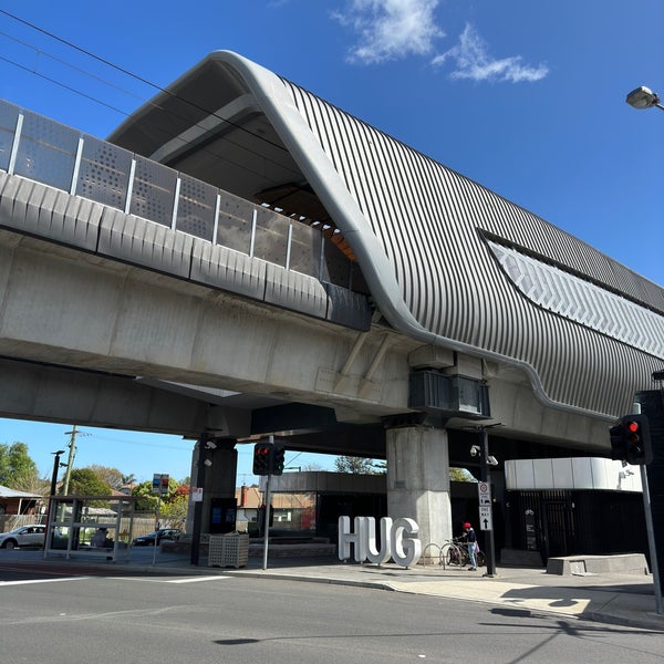 Hughesdale Station - 1 tip from 651 visitors