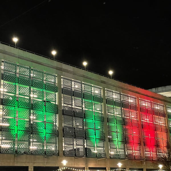 Riverside Car Park - The Oracle Shopping Centre