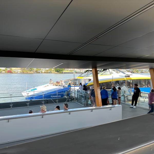 New Farm Park Ferry Terminal - 9 tips from 520 visitors