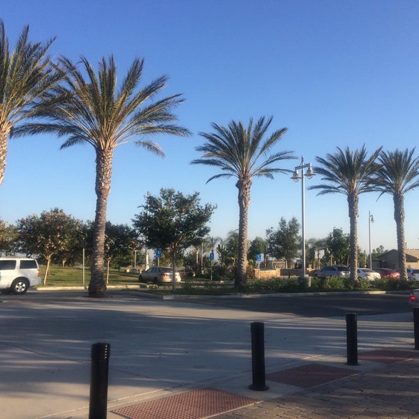 Fontana Park - Fontana, CA