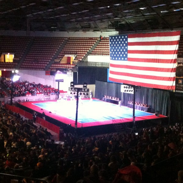 Photos at Veterans Memorial Coliseum at the Alliant Energy Center ...