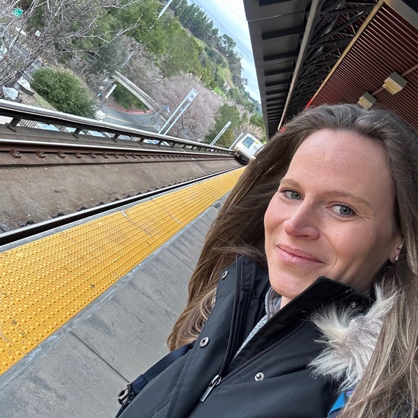 Orinda BART Station - Metro Station in Orinda