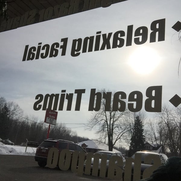 Rocco's Barber Shop - Chesterfield, MI