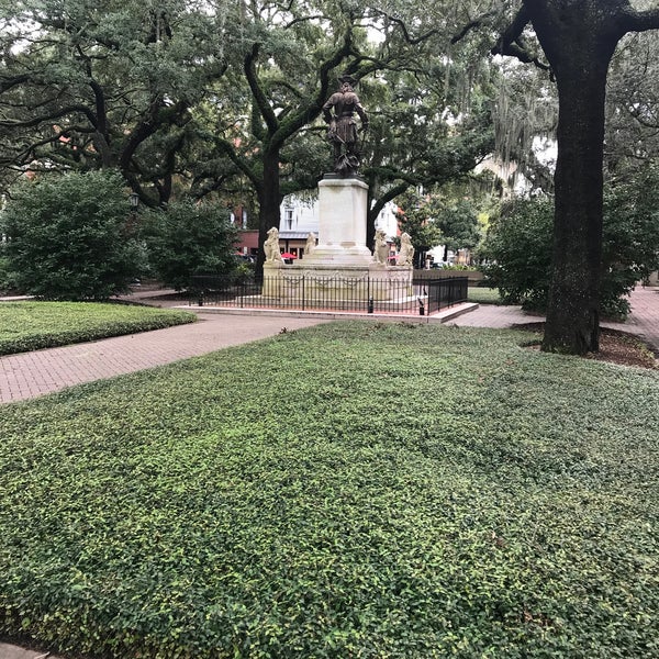 Photos at Forrest Gump's Bench (former location) - Historic District ...