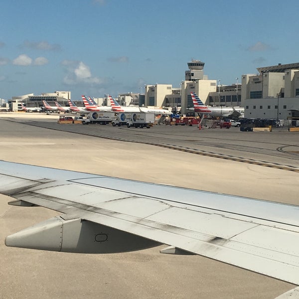 U.S. Customs and Border Protection - Miami International Airport - 68 ...