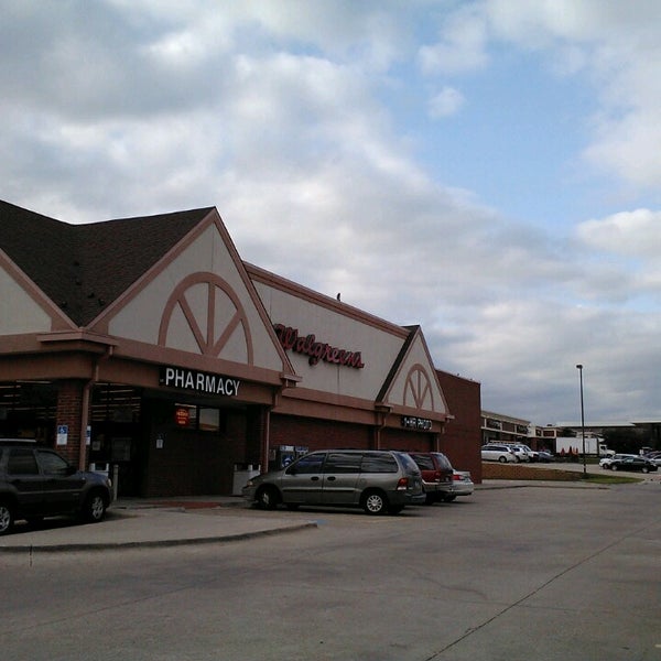 Walgreens - Valley Ranch - 9 tips
