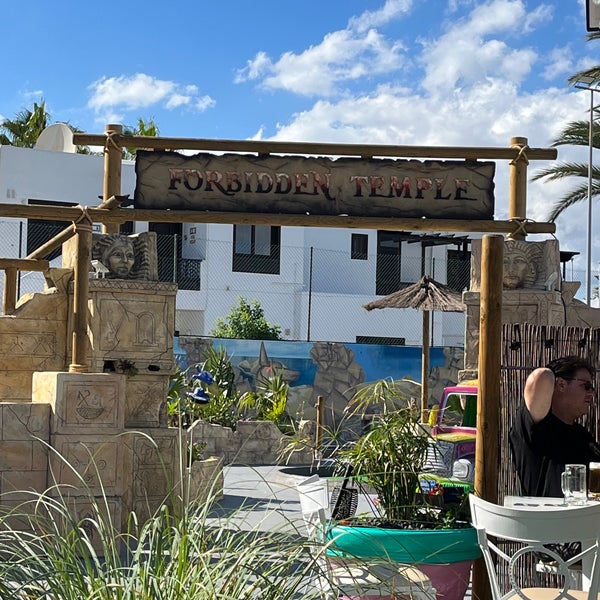 Forbidden Temple Mini Golf Park - Mini Golf Course in Tías